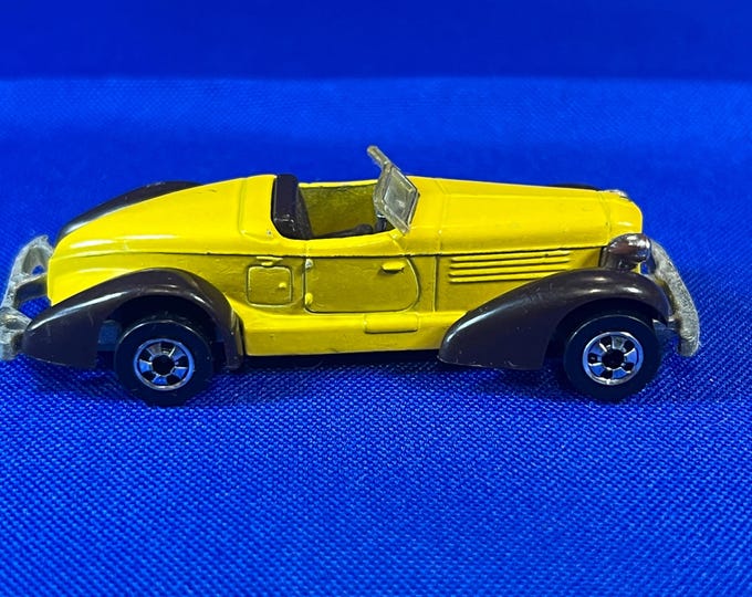 Vintage 1978 Mattel Hot Wheels Yellow AUBURN 852 Honk Kong. Post ...