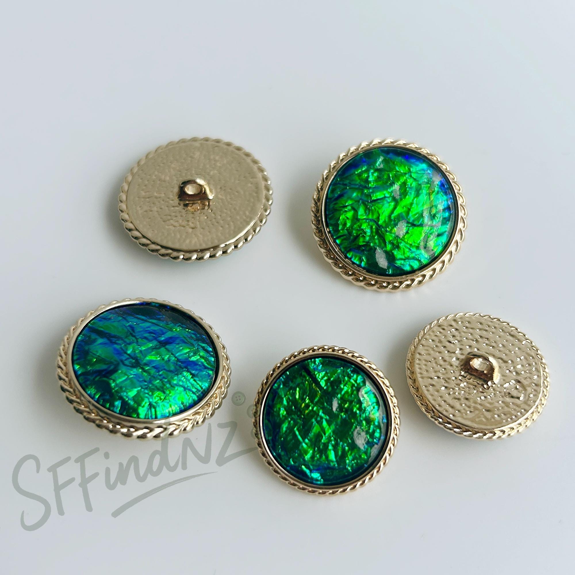 Green Vibrant Coloured Round Buttons, 13-22 Mm, for Knitting Sweaters ...
