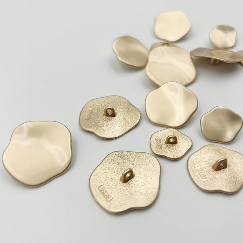 Irregularly Shaped Metal Buttons in Multiple Sizes - 6/12 Matte Gold ...