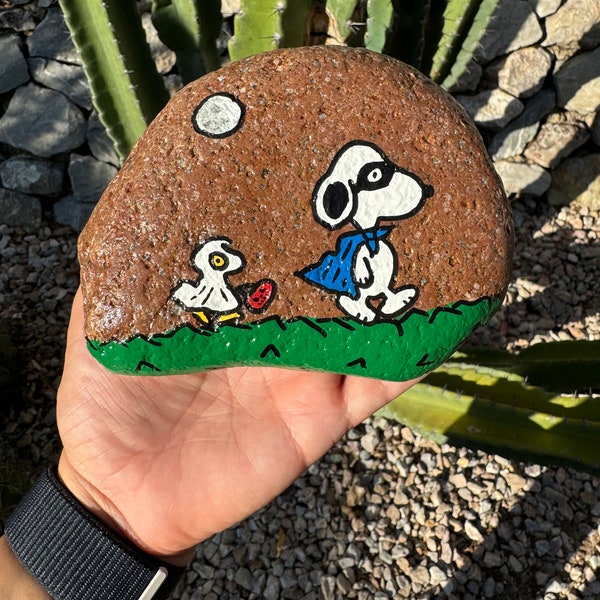 Snoopy Rock - Etsy