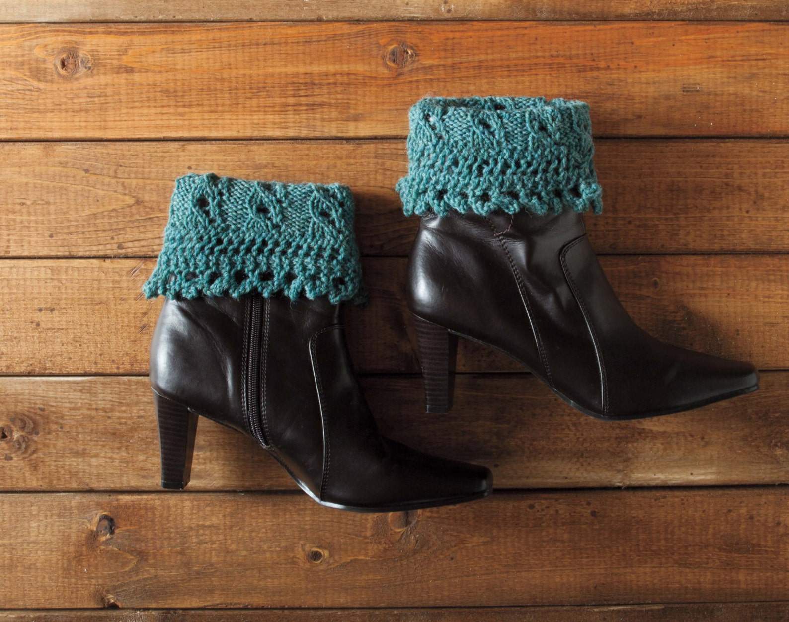 Pikabu Knit Boot Toppers - Pattern PDF -- Quick Knit Gift! - Etsy