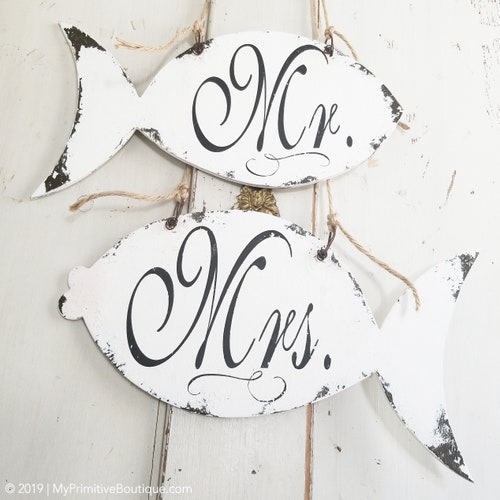 Mr and Mrs Signs Beach Wedding Signs Beach Wedding Decor - Etsy