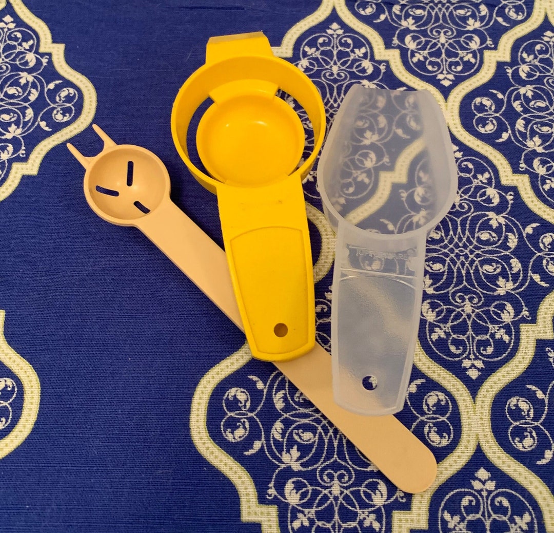 Vintage Tupperware Egg Separator, Olive Scoop / Pickle Pick, Clear ...
