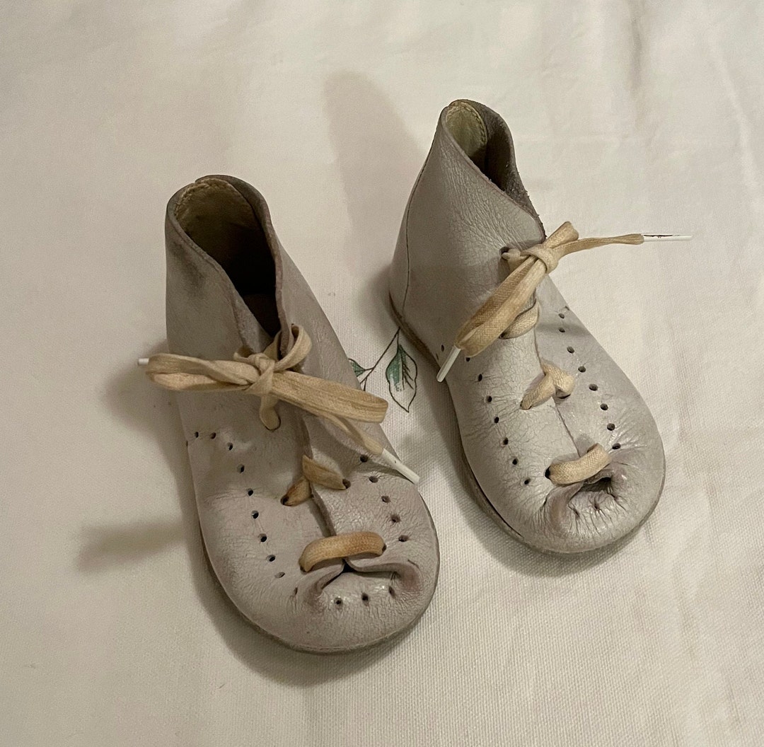 Vintage Baby / Doll Shoes, Tattle Toes, White Leather With Lace up ...