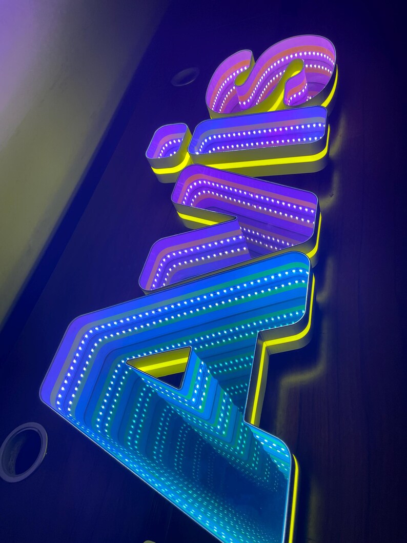 Infinity Mirrors, Custom Infinity Mirrors, Neon Sign Infinity Mirror ...