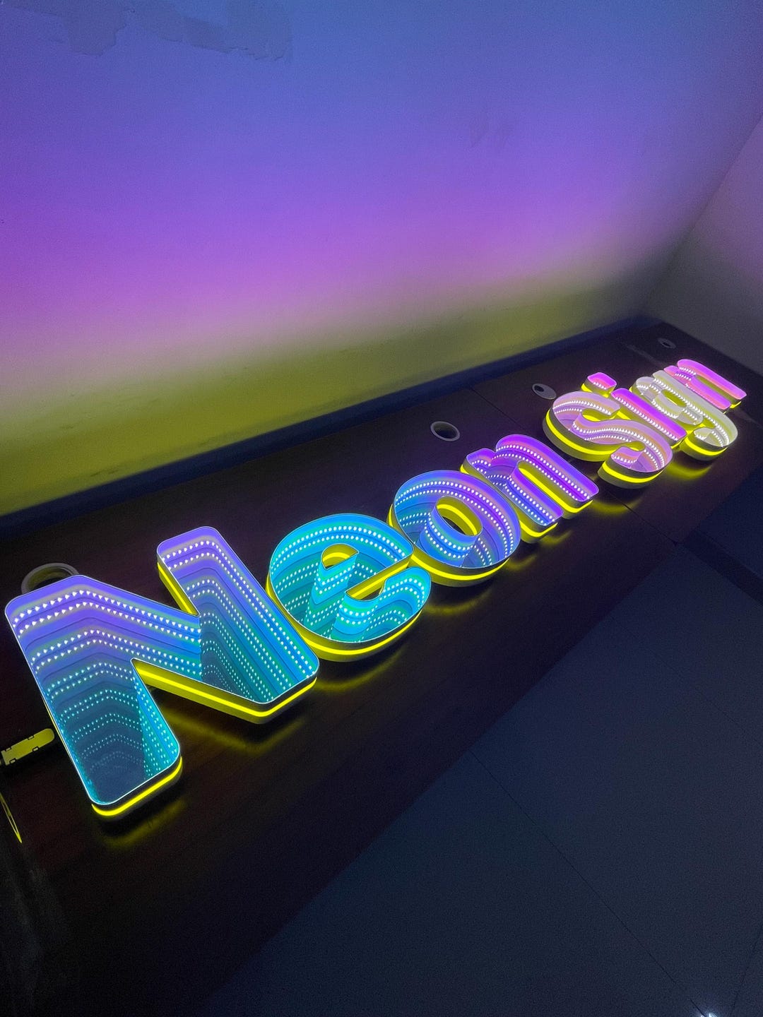 Infinity Mirrors, Custom Infinity Mirrors Sign, Infinity Mirror Neon ...