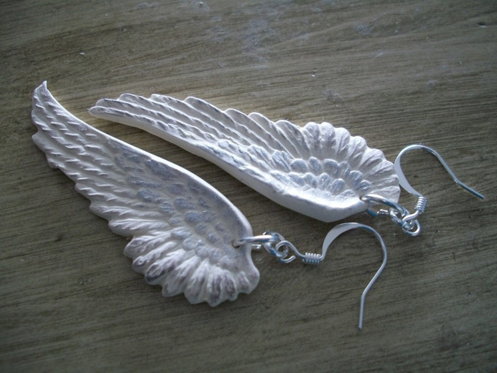 Snow White Angel Wings Earrings - Etsy