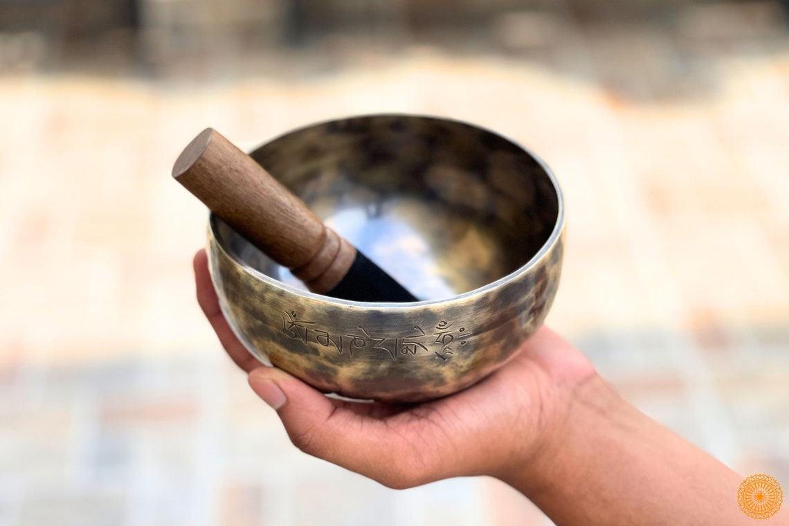 SALE 6 Inch Full Moon Singing Bowl Tibetan Spiritual Himalayan Healing ...