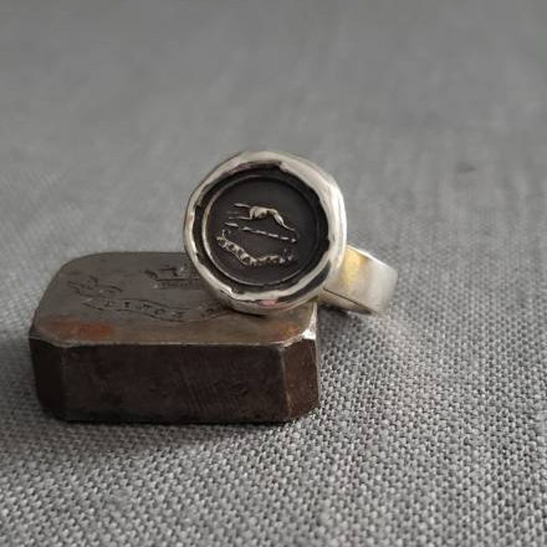 Greyhound Ring - Perseverance - Dog Wax Seal Ring - R155 - Etsy