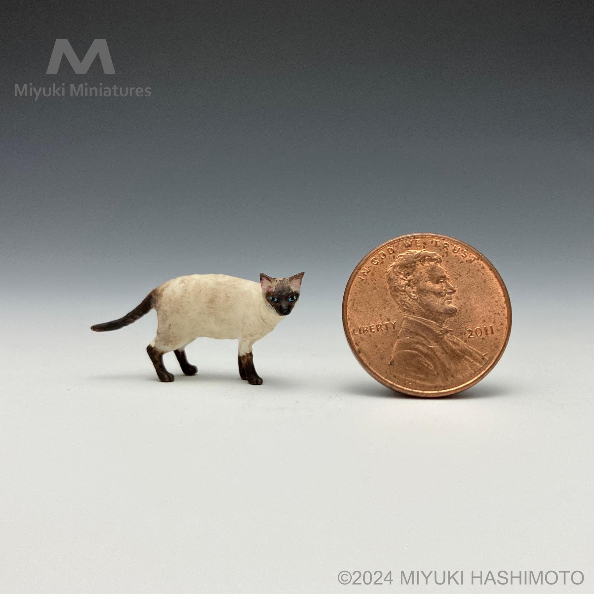 1:24 Realistic Miniature Cat Figurine, Handpainted, Thai Cat, for Half Scale Dollhouses ...