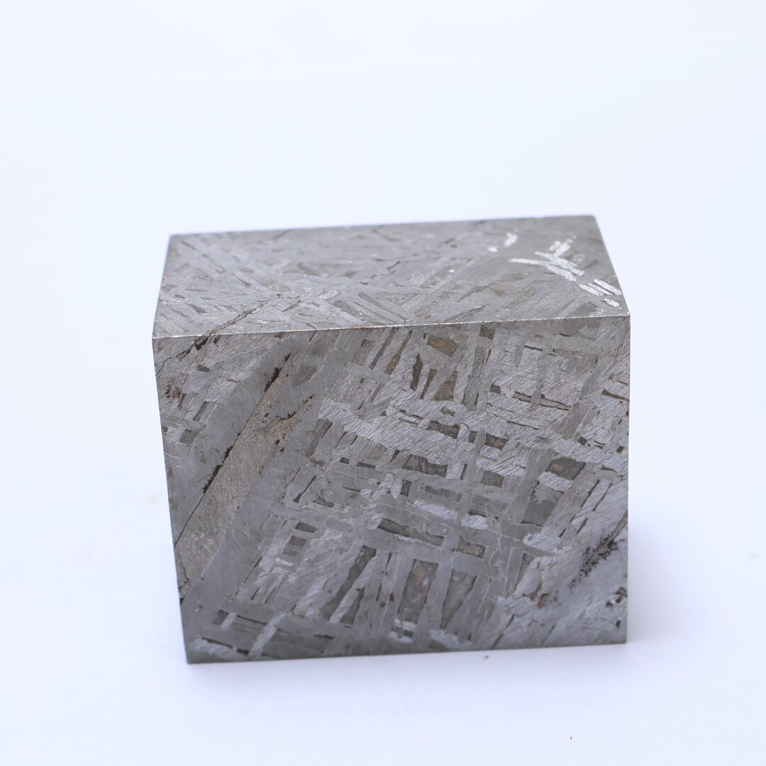 254g Muonionalusta Iron Meteorite Specimen: Natural Westenden Pattern ...