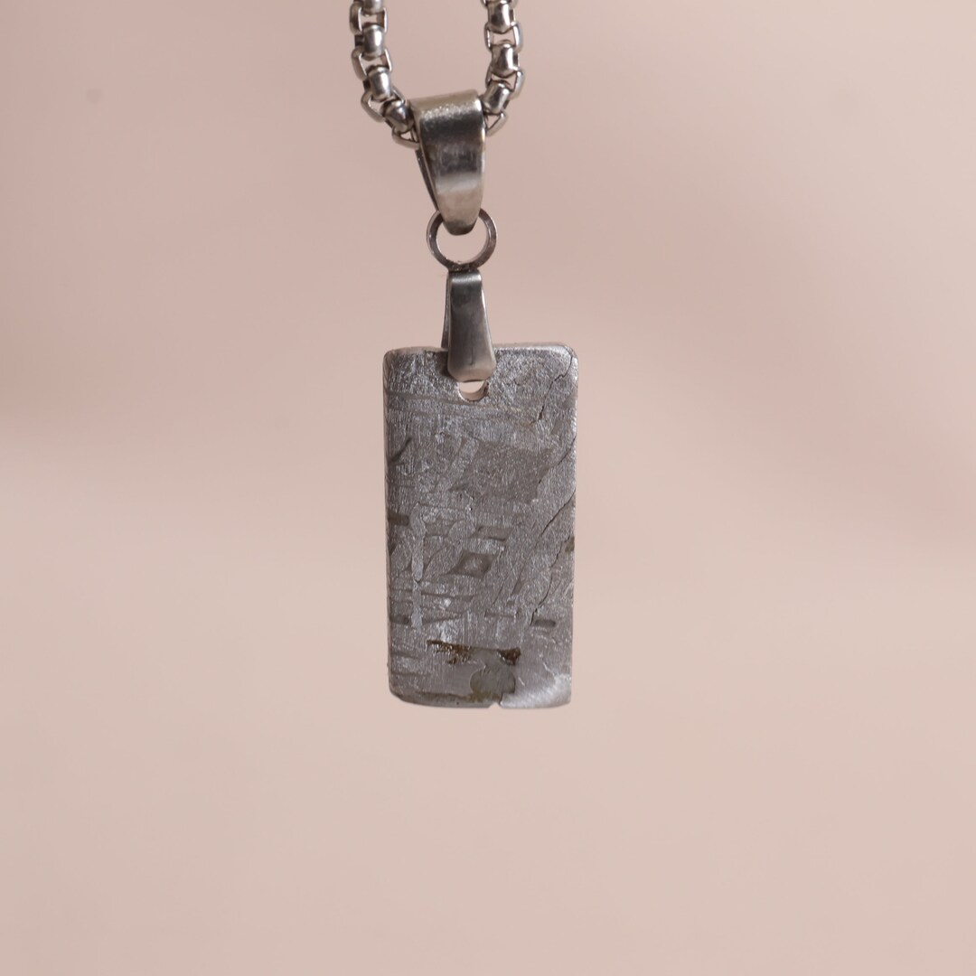 Unique Iron Meteorite Natural Meteorite Carving Pendantmeteorite ...
