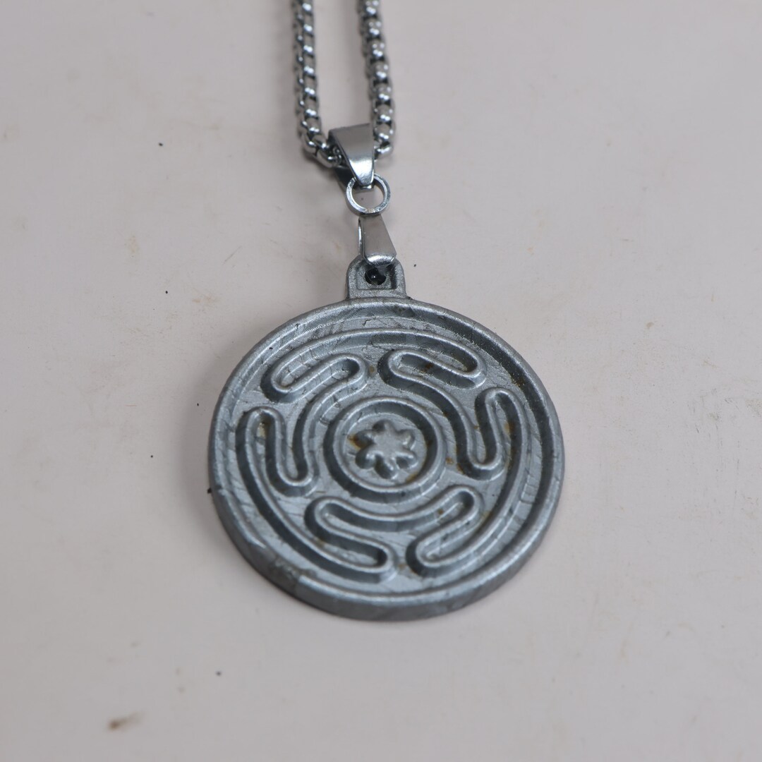 Meteorite Pendant，hecate Wheel Strophalos of Hekate Witchcraft Power ...
