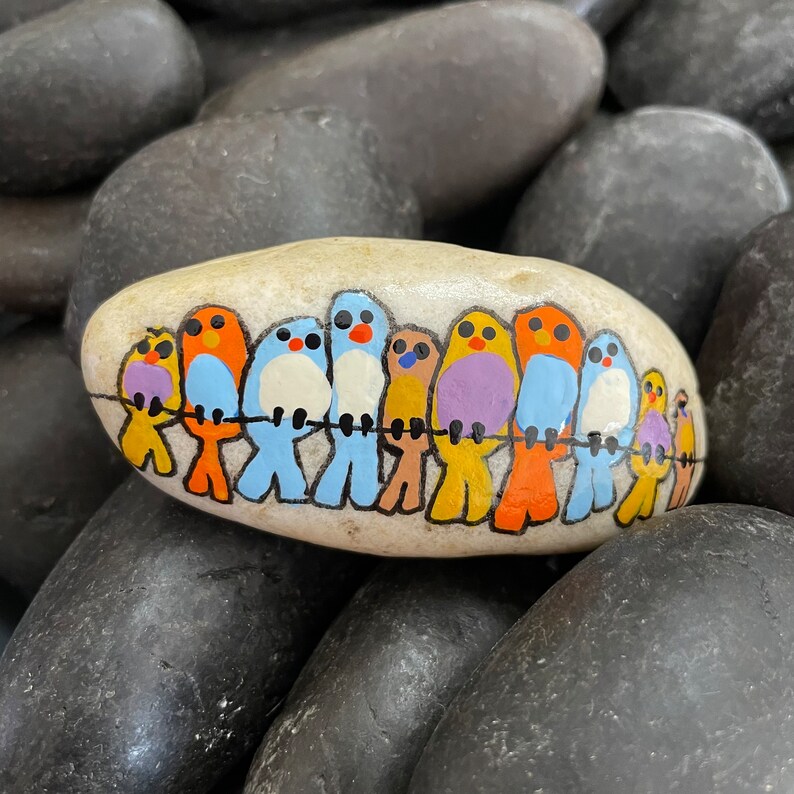 Birds Painted on Rocks - Birds Rock Painting - Cute Painted Stone ...