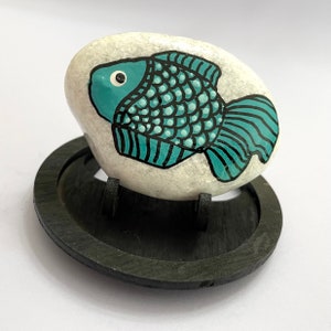 Turquoise Fish Rock Animals - Hand Painted Rocks Ocean Marine - Sea ...