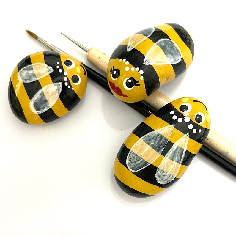 Bee Painted Rocks Animals - Animal Painted Rocks - Bee Lover Gift ...