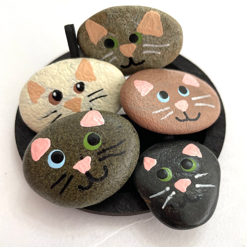 Set of Five Painted Cat Rocks Hand Painted Rocks Cats Fun Painted Rocks ...
