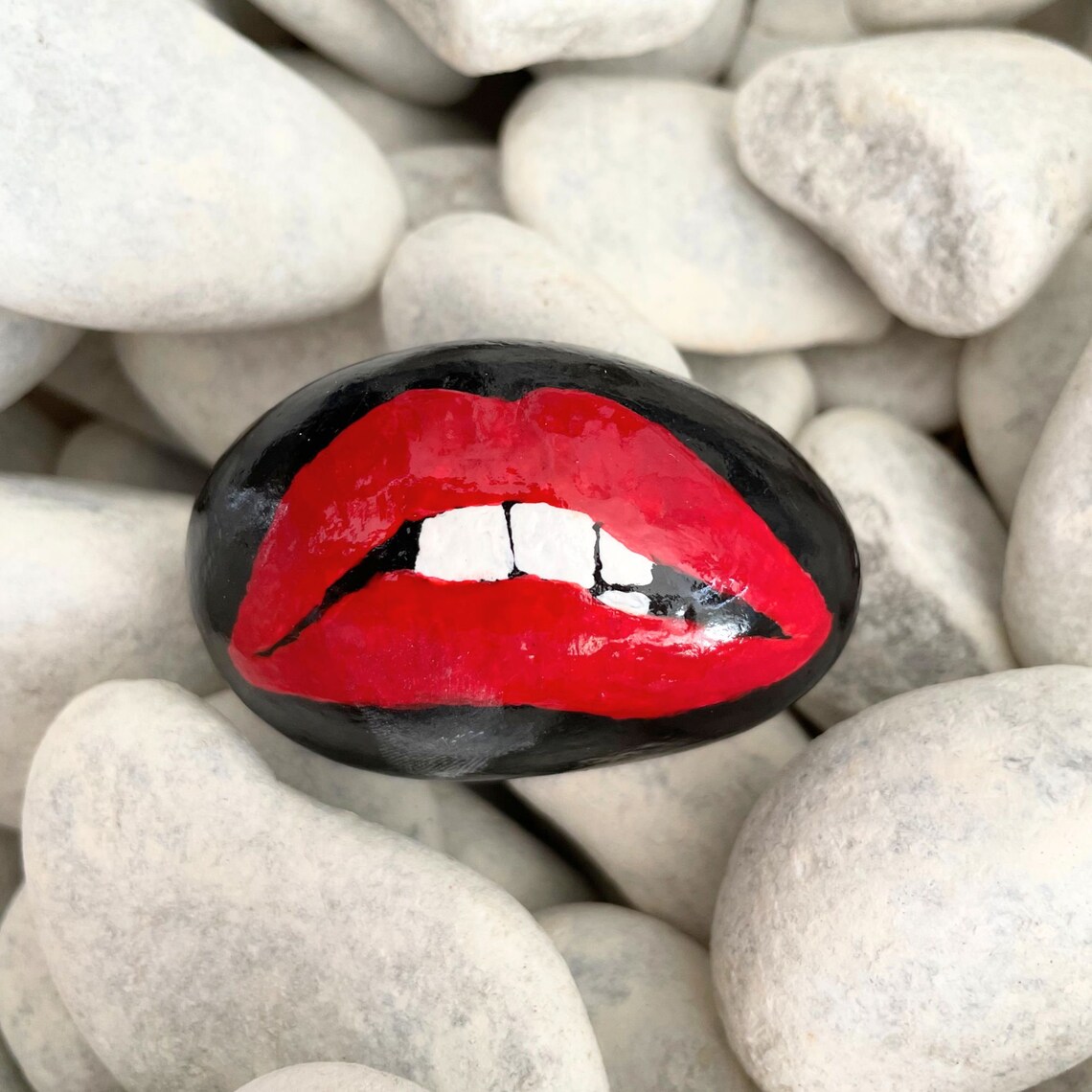 One Piece Rock Art - Hand Painted Stones and Rocks Anime - Cute Painted ...