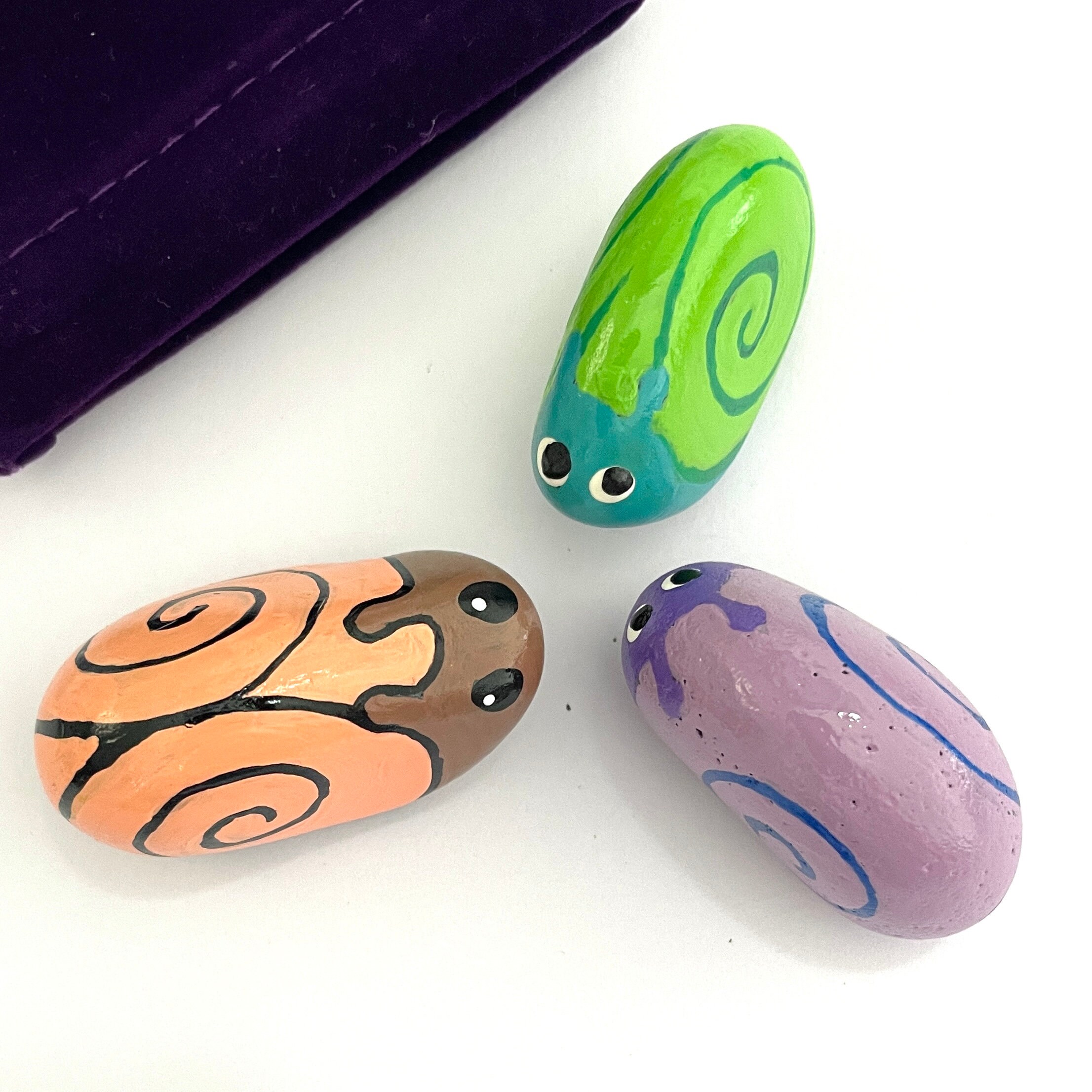 Snail Painted Rocks Animals - Animal Painted Rocks - Cute Painted Stone ...