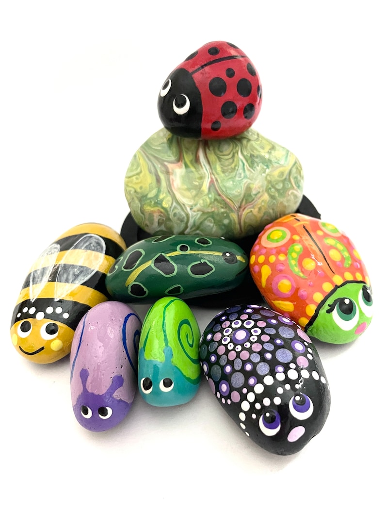 Snail Painted Rocks Animals Animal Painted Rocks Cute Painted Stone ...
