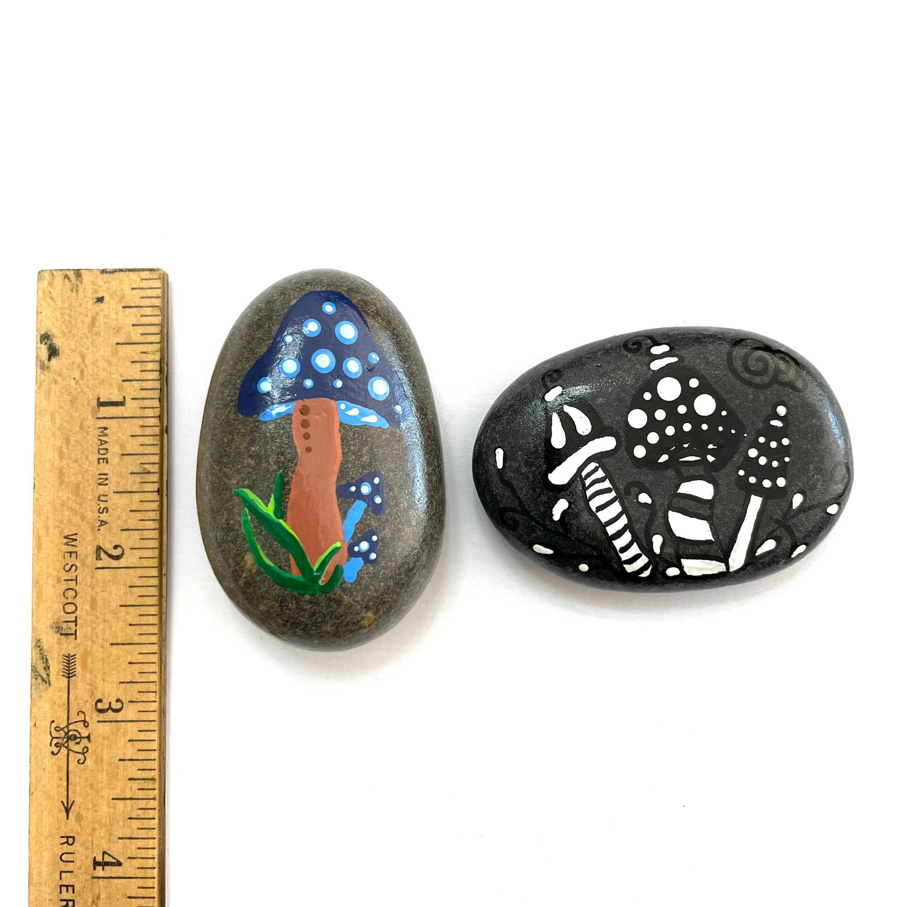 Fun Painted Rocks Mushrooms Hand Painted Rock Art Mushroom Rock Stone ...
