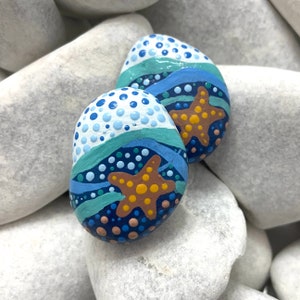 Hand Painted Starfish Painted Rock - Rock Dot Painting - Beach Art ...