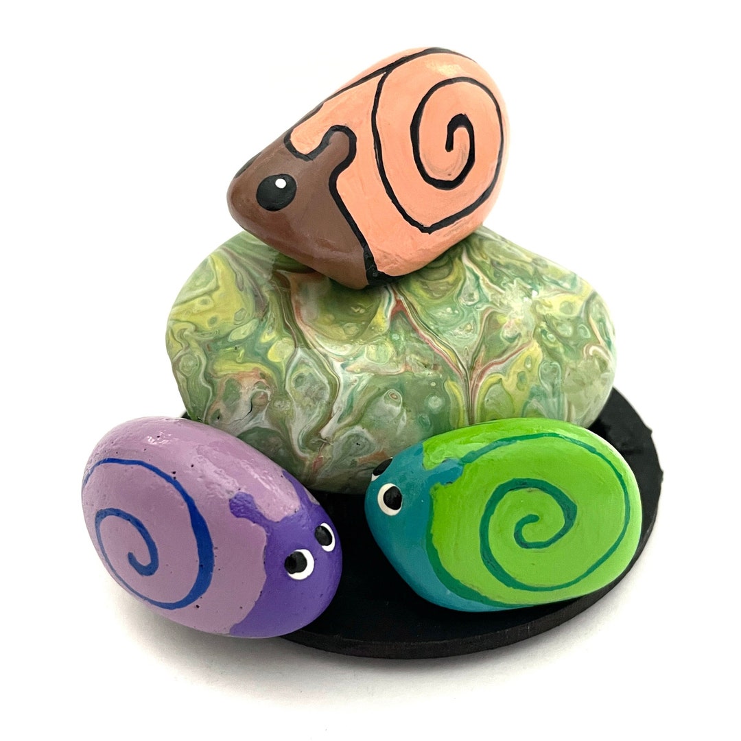 Snail Painted Rocks Animals - Animal Painted Rocks - Cute Painted Stone ...