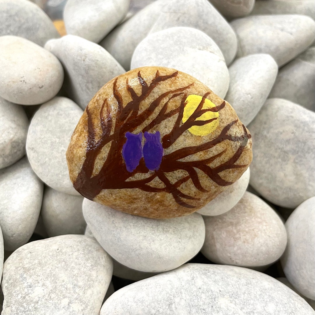 Painted Stones Owl - Owl Art Rock - Hand Painted Rock - Painted Bird ...