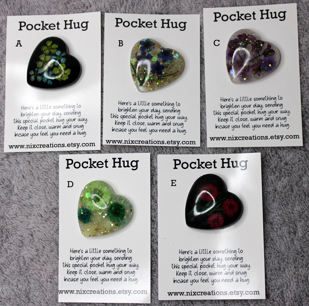 Pocket Hug Floral Dried Flowers Resin Heart Keepsake Gift - One of a ...