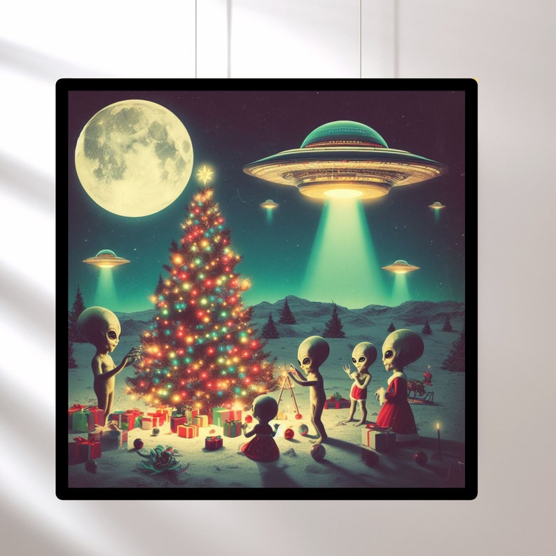 Funny Alien Family Christmas Portrait, Surreal Art, Best Holiday Gifts ...