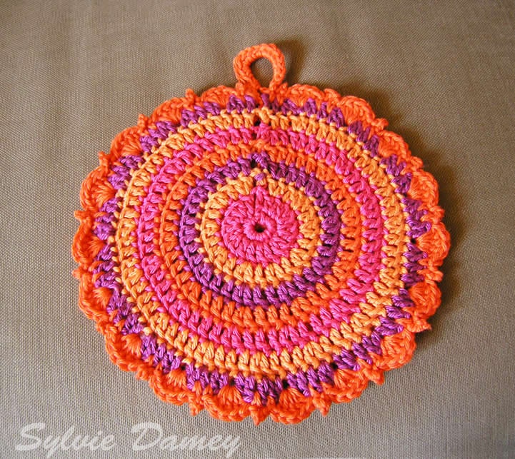Round Potholder CROCHET PATTERN Ideal for Housewarming | Etsy