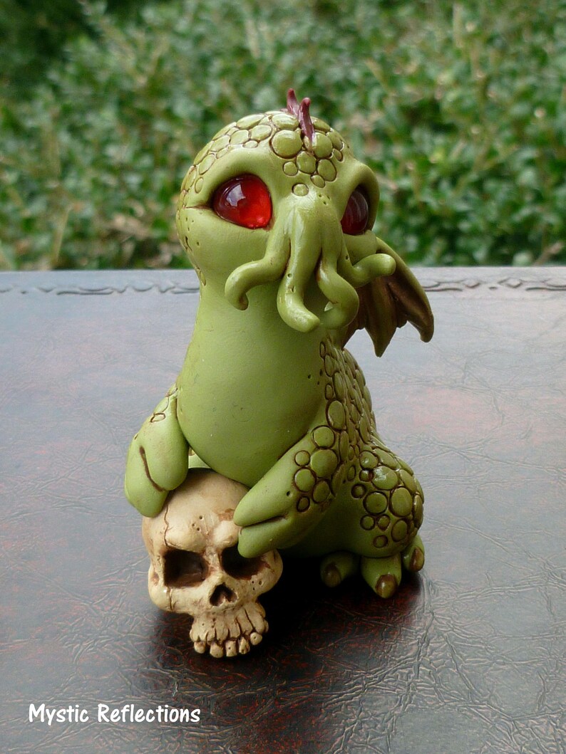 Cutethulhu leaning on skull Cthulhu Polymer clay Sculpture | Etsy