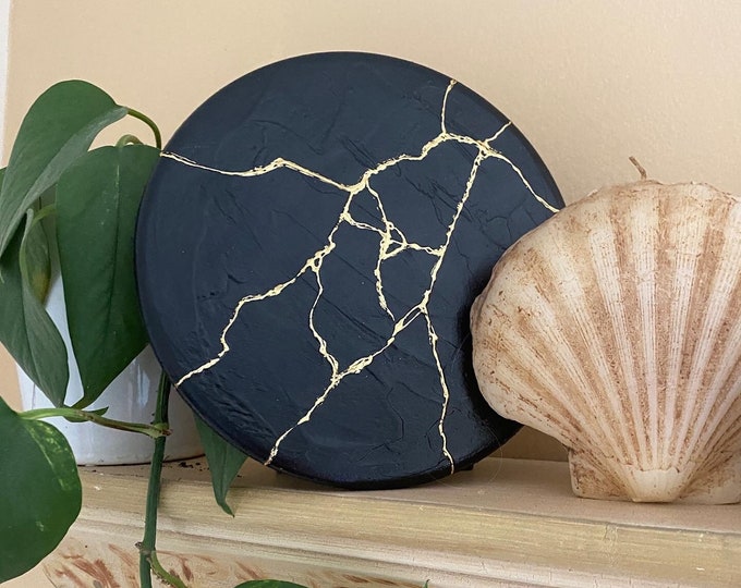 Black Gold Faux Kintsugi Wall Disc, Round Wall Art, Ancient Japanese Meaningful Zen Art, Shelf ...