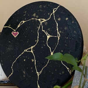 BLACK GOLD Faux KINTSUGI Wall Disc, Round Wall Art, Ancient Japanese Meaningful Zen Art, Shelf ...