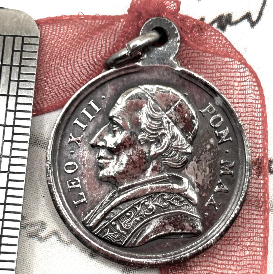 Vintage Pope Leo XIII Medal, Bene Merenti Catholic Pendant, Vatican ...