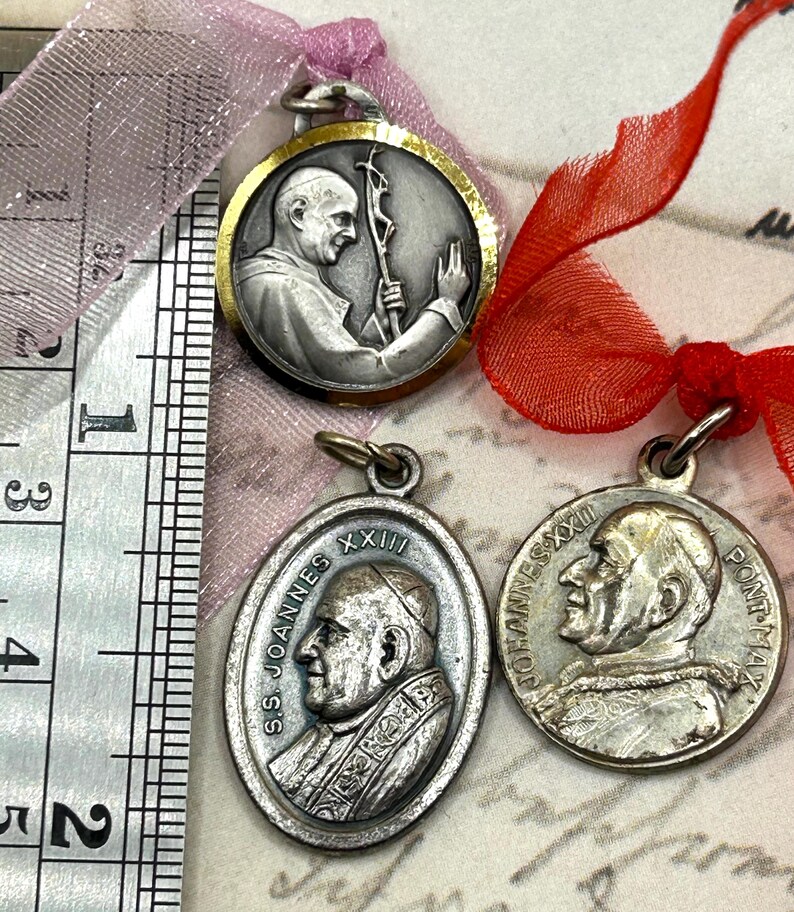 Vintage Pope John XXIII Religious Medals, Silver Plated Vatican ...