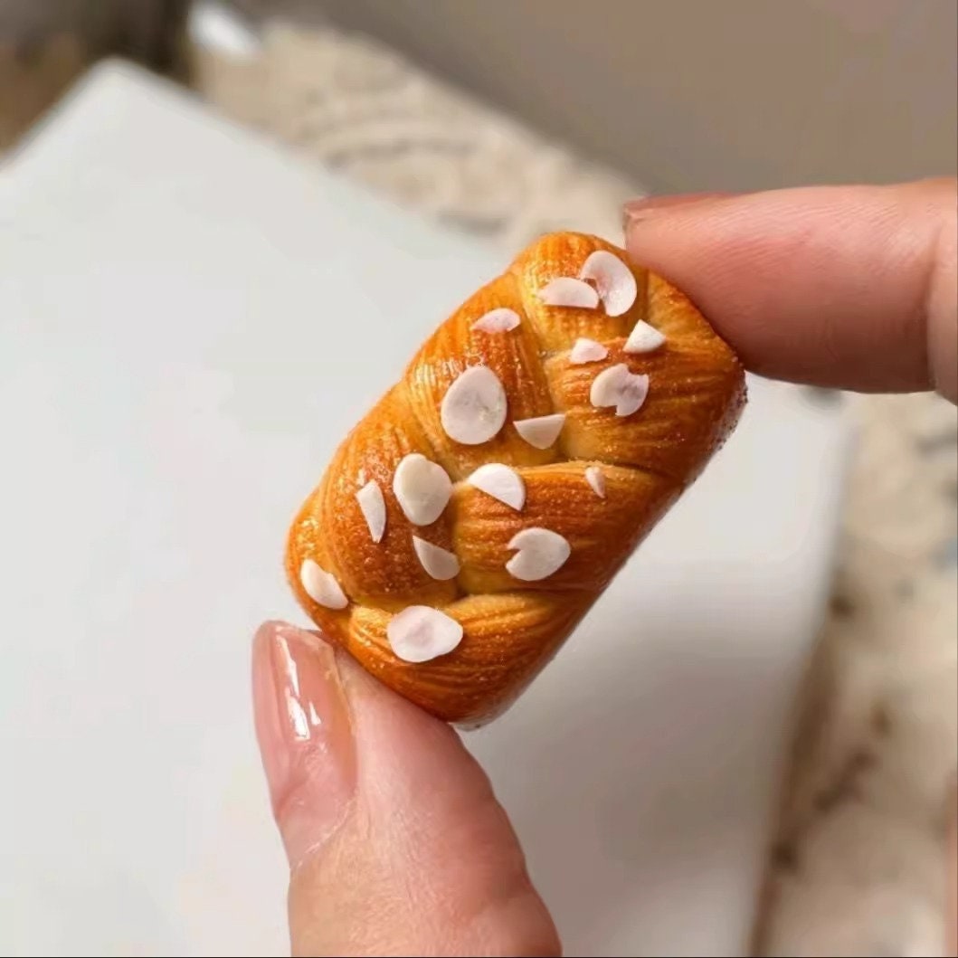 Cute Bread Keycaps, Small Toasts Keycaps, Personalized ESC Toast ...