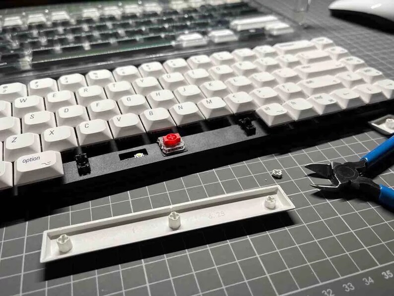 126 Keys Ultra Slim Low Profile Keycaps Set, Minimalist White Keycap ...