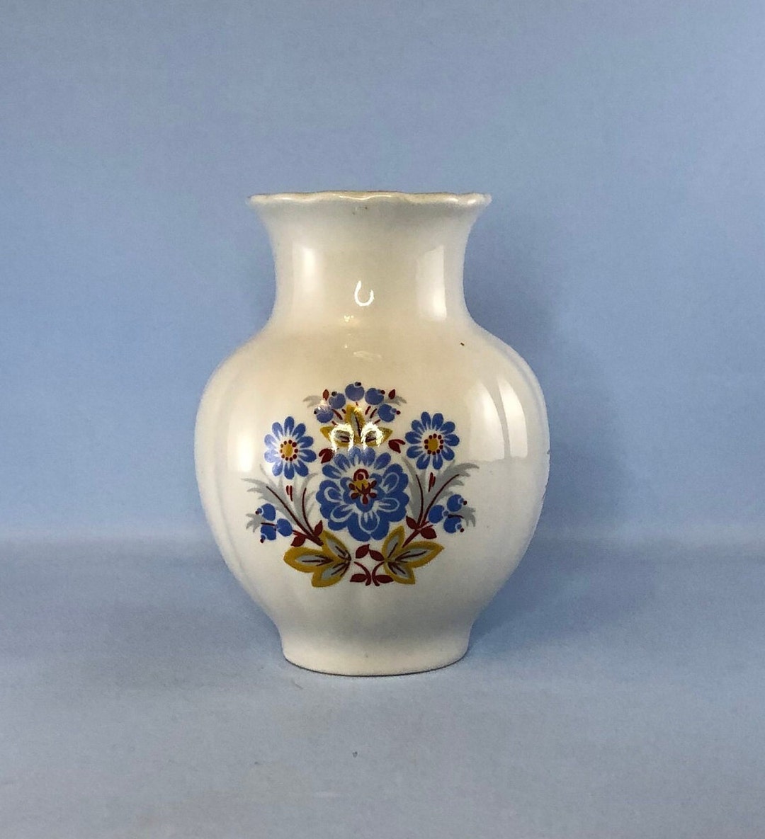 Soviet Ukraine Vintage Porcelain Vase by Polonne Porcelain Factory ...