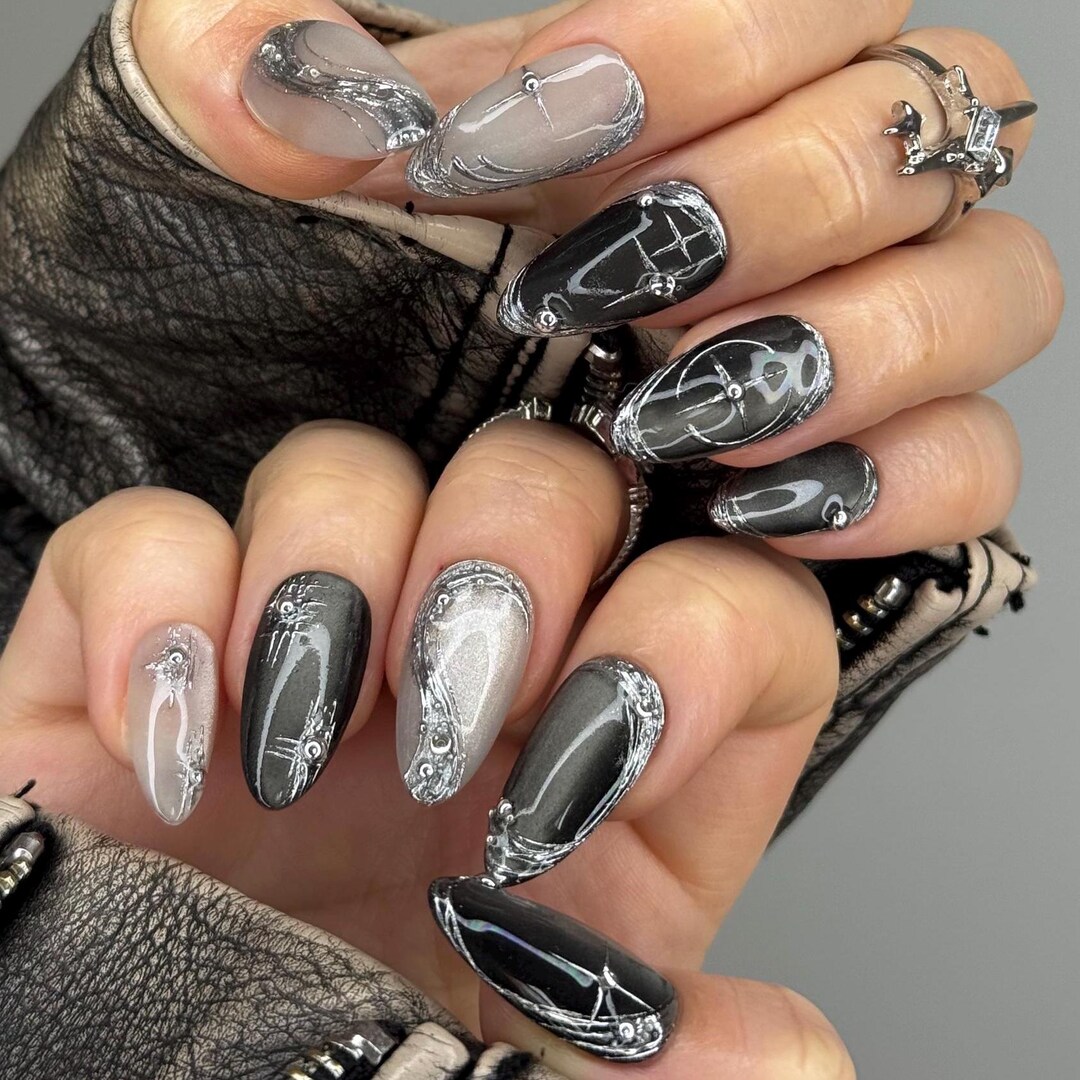 Chrome Silver Black Abstract Nails Metallic Press on Nails Futuristic ...