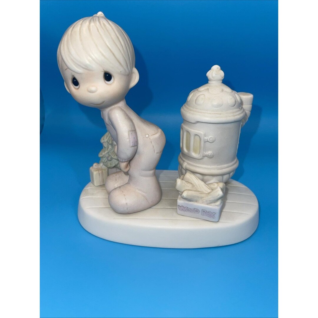Precious Moments Figurine, "may Your Christmas Be Warm" E2348 1982 ...