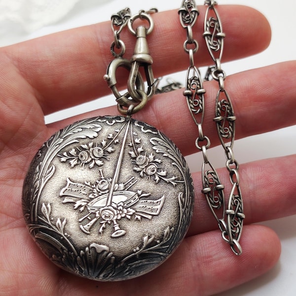 Musical Locket - Etsy