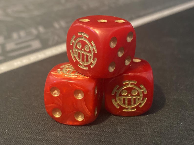 One Piece Warlords Dice Set (8pc) | Engraved Jolly Roger Dice | Anime ...