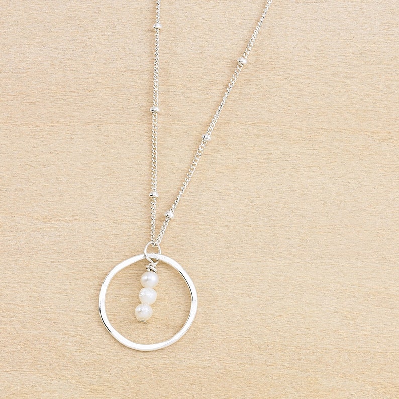 Dainty Pearl Necklace, Tiny Circle Dotted Chain Necklace, Bridesmaid ...