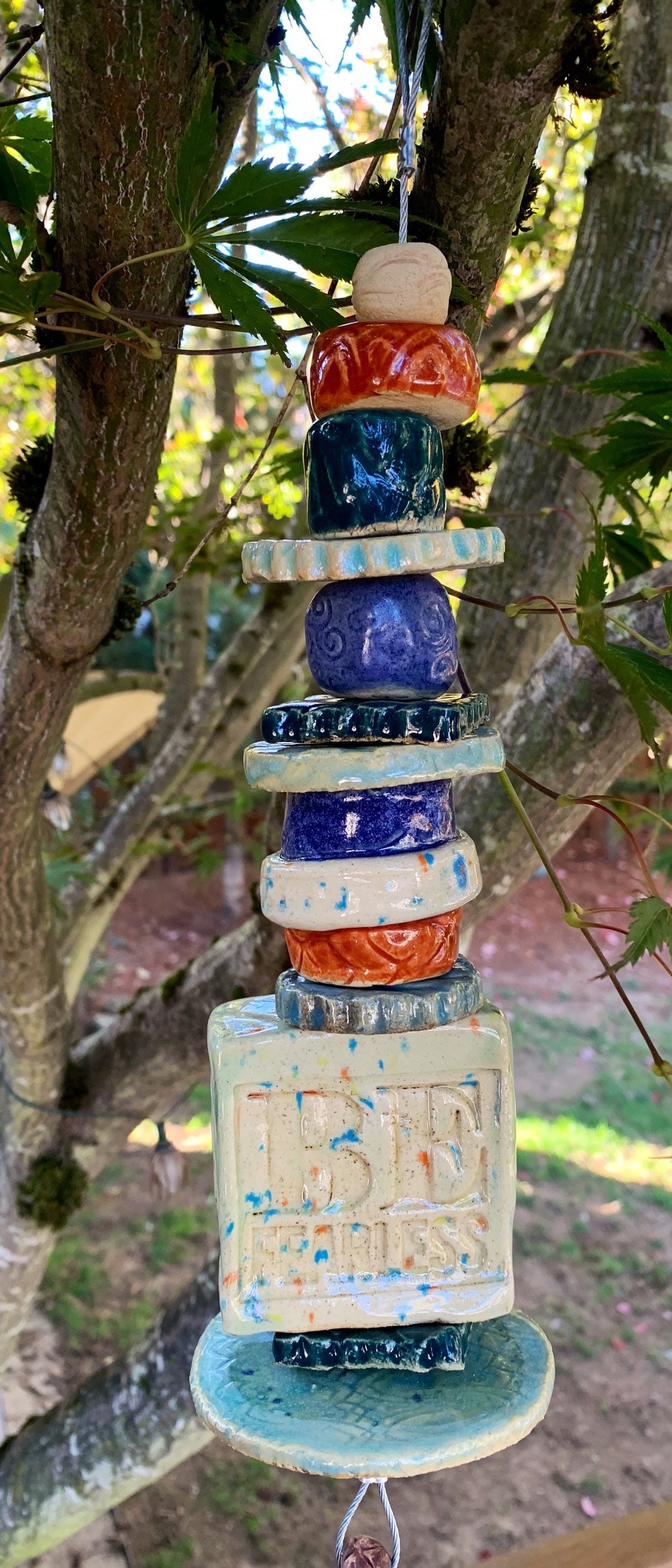 Hanging Ceramic Totem - Be Fearless