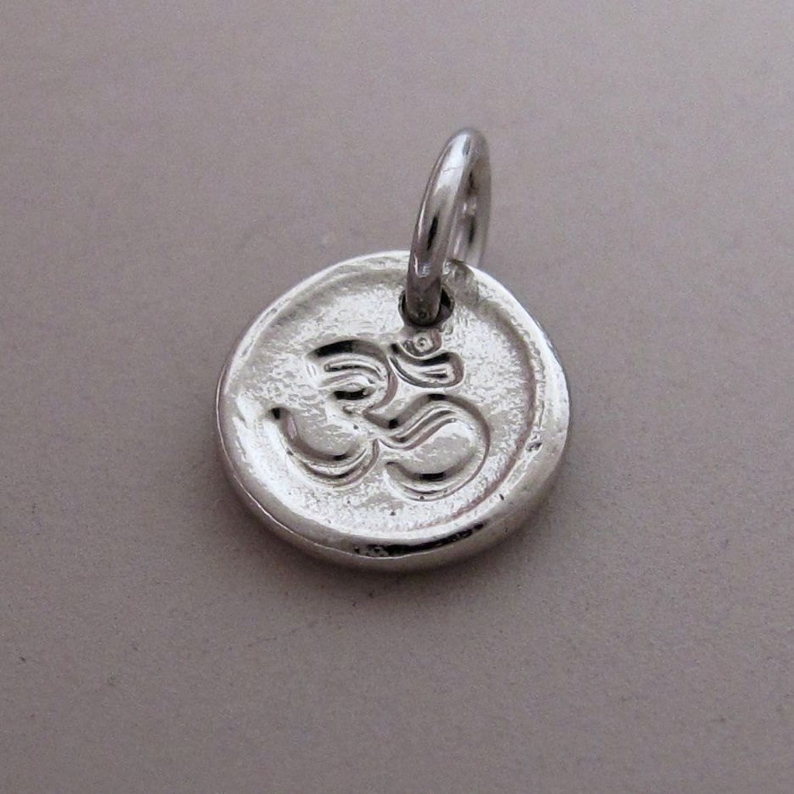 Ohm Pendant in 14k White Gold - Etsy