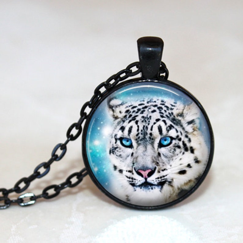 Snow Leopard Winter Pendant Necklace or Key Chain Snow - Etsy