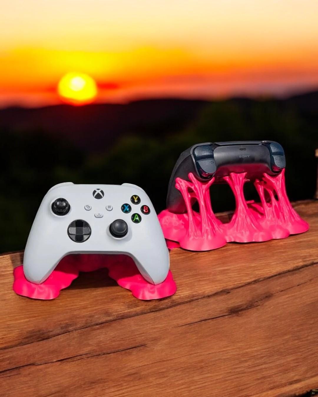 Melting Horror Controller Stand 3D Printed Gaming Display Sci-fi ...