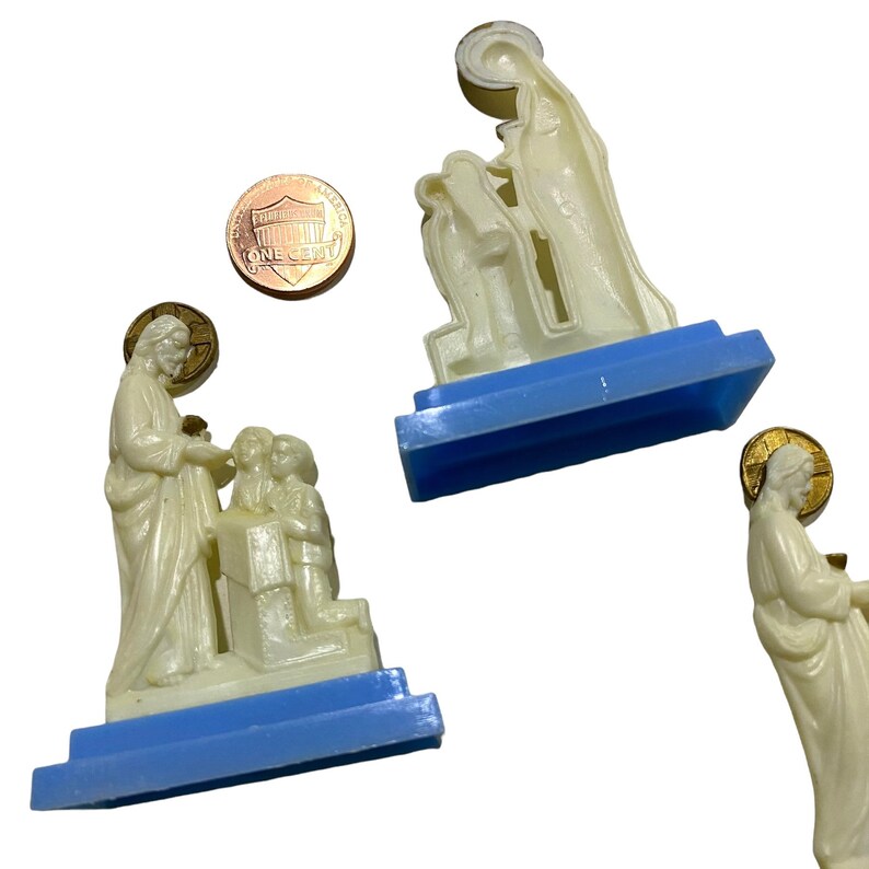 ⱽᴵᴺᵀᴬᴳᴱ 3pcs PLASTIC JESUS STATUES Vintage Miniature - Etsy