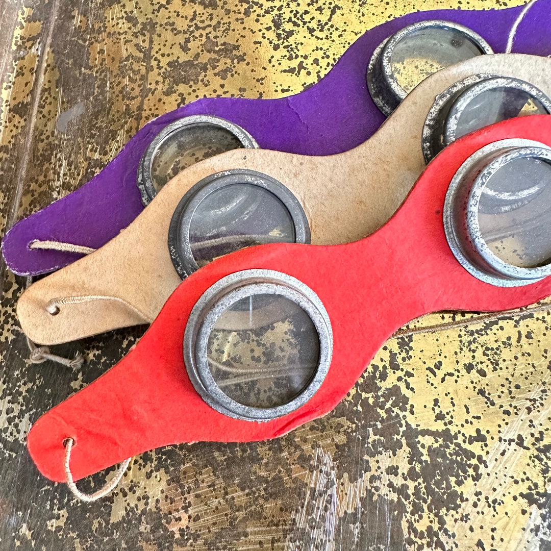 1pc VINTAGE TOY GOGGLES Antique Glass Lenses + Cardboard Glasses Penny ...